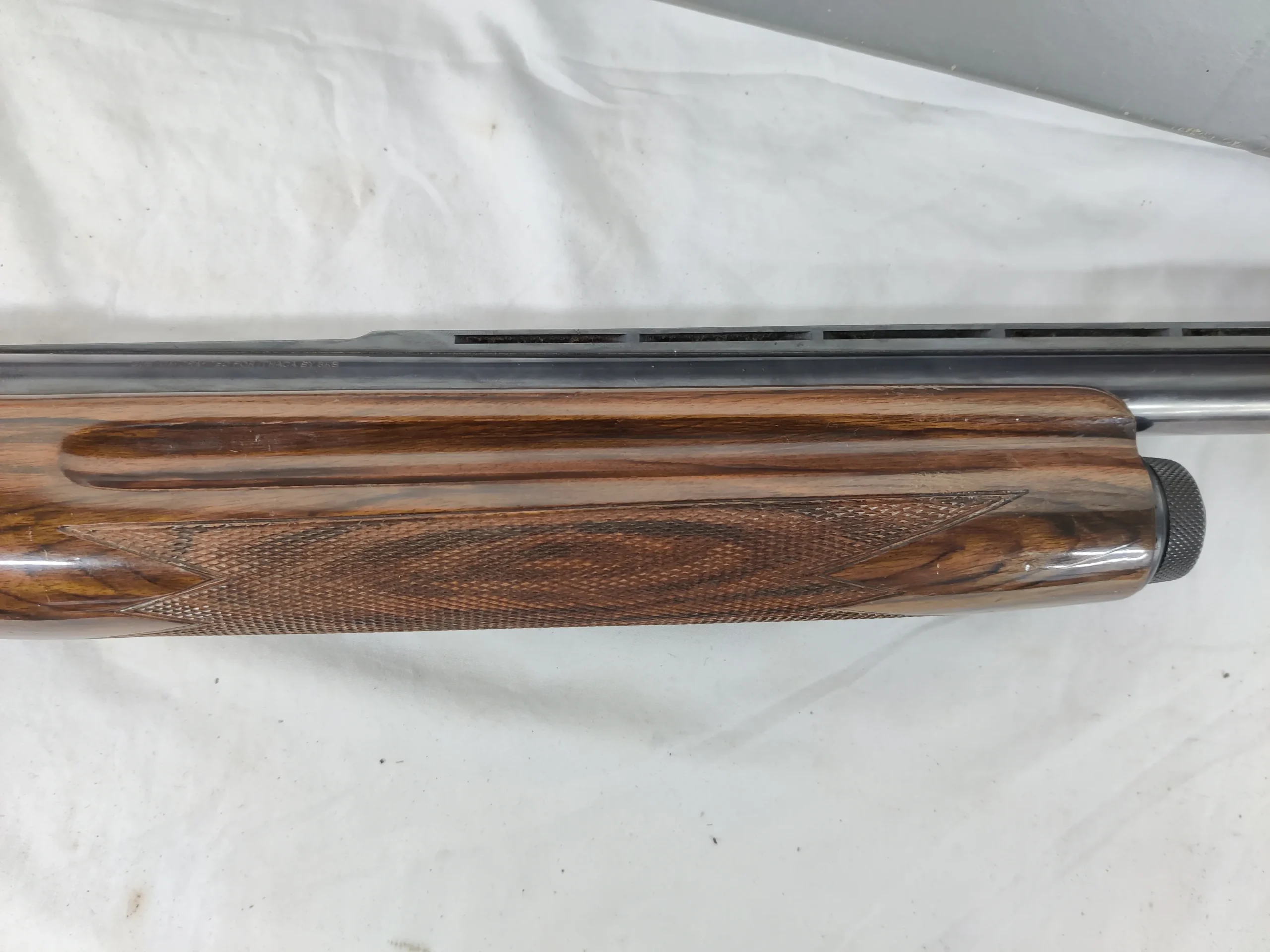 Ithaca SKB XL900 20 Gauge Semi-Auto Shotgun w/Original Box Gold Inlay ...