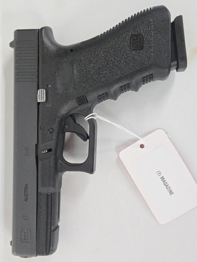 Used Glock 17 Gen 3 9MM Luger Semi-Auto Pistol w/Mag, Austri